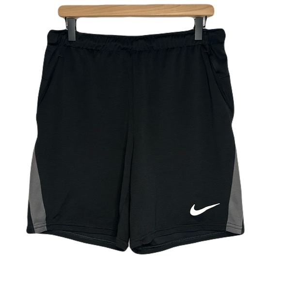 Nike | Shorts | Nike Large Pull On Drawstring Drifit Knit Training ...